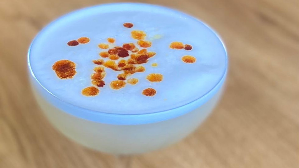 Champagne Sour: Cocktail Recipe – mondvodka